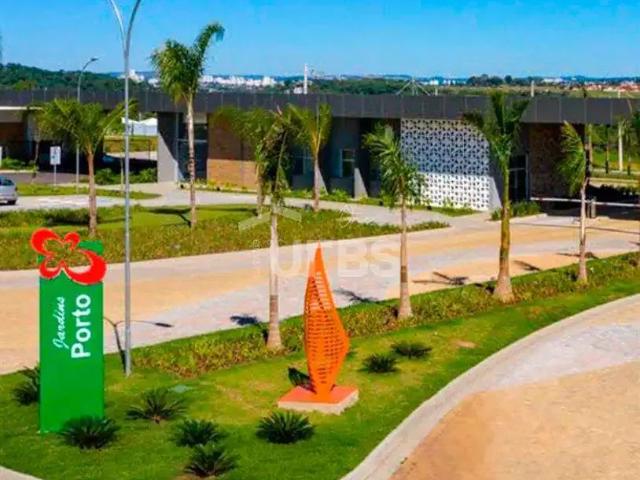 Terreno / Lote para Venda em Senador Canedo/GO Jardins Porto