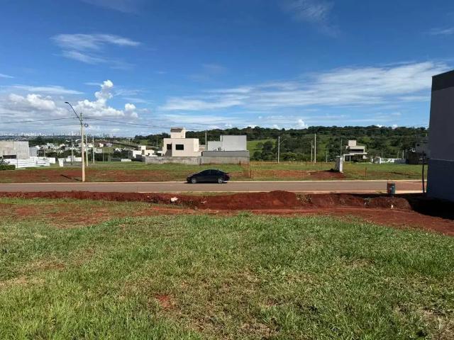 Terreno / Lote para Venda em Senador Canedo/GO Jardins Parma