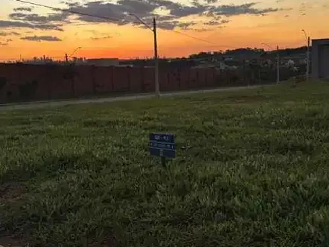 Terreno / Lote para Venda em Senador Canedo/GO Jardins Parma
