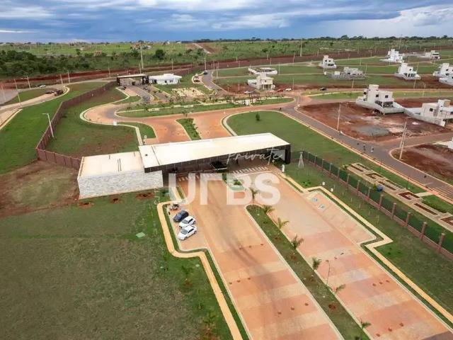 Terreno / Lote para Venda em Senador Canedo/GO Jardins Parma