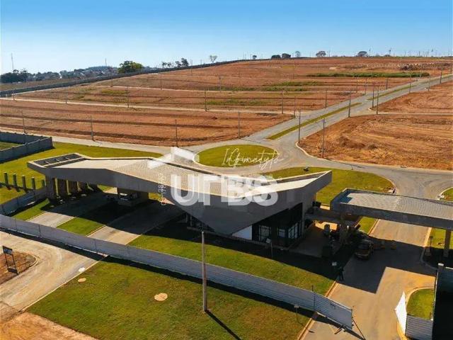 Terreno / Lote para Venda em Senador Canedo/GO Residencial Marília