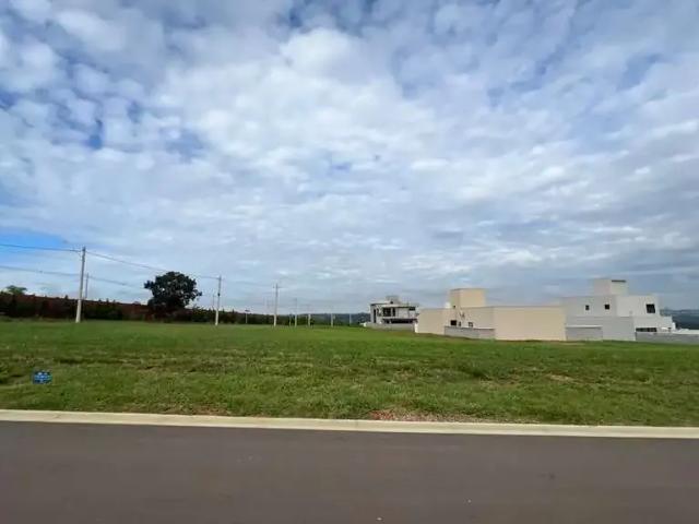 Terreno / Lote para Venda em Senador Canedo/GO Residencial Marília