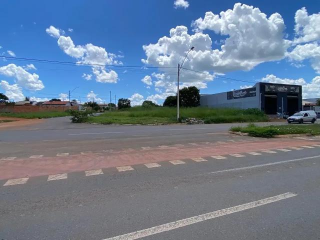 Terreno / Lote para Venda em Senador Canedo/GO Residencial Pedro Miranda