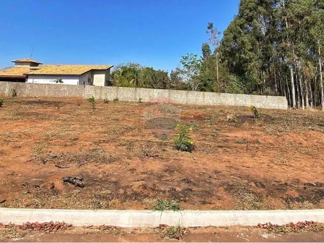 Terreno / Lote para Venda em Serra Azul/SP Centro