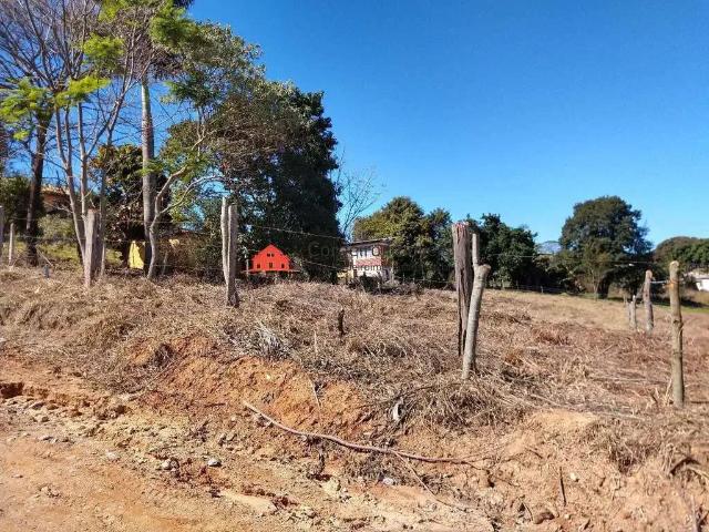 Terreno / Lote para Venda em Serra Negra/SP Jardim Belvedere do Lago