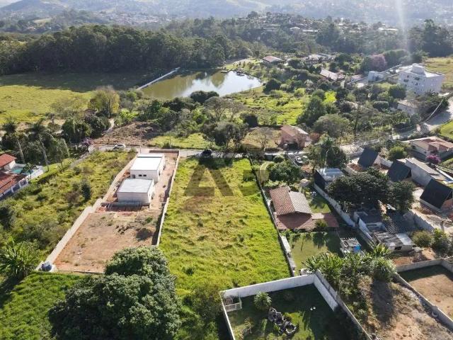 Terreno / Lote para Venda em Serra Negra/SP Jardim Belvedere do Lago