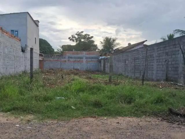 Terreno / Lote para Venda em Serra/ES Praia de Capuba