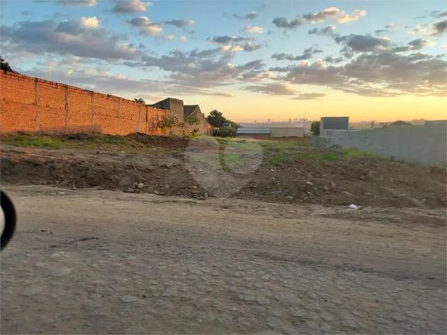 Terreno / Lote para Venda em Sorocaba/SP Jardim Ana Maria