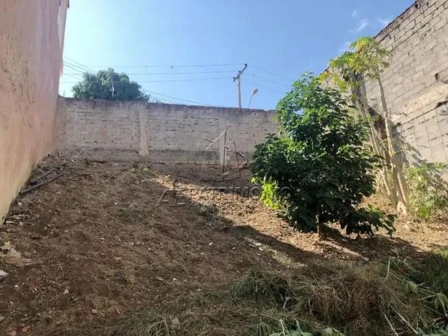 Terreno / Lote para Venda em Sorocaba/SP Jardim Prestes de Barros