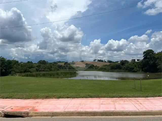 Terreno / Lote para Venda em Sorocaba/SP Wanel Ville