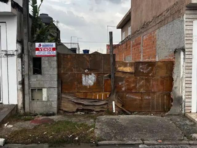 Terreno / Lote para Venda em Suzano/SP Vila Amorim