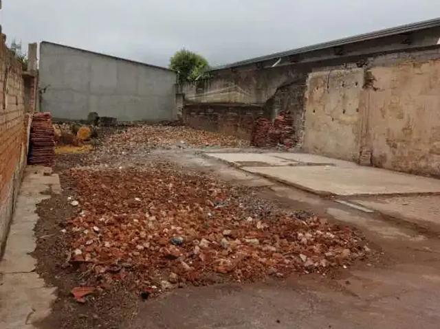 Terreno / Lote para Venda em Suzano/SP Vila Costa