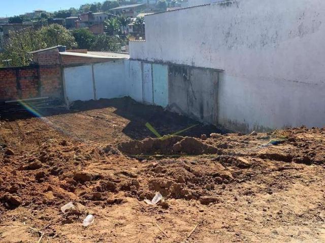 Terreno / Lote para Venda em Suzano/SP Jardim Revista