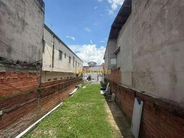 Terreno / Lote para Venda em Suzano/SP Parque Maria Helena