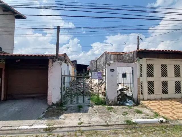 Terreno / Lote para Venda em Suzano/SP Parque Maria Helena