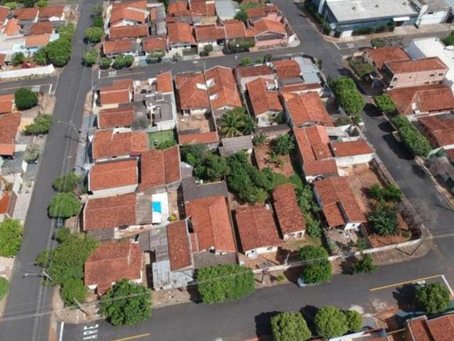 Terreno / Padrão À Venda com 340 m² no Eldorado