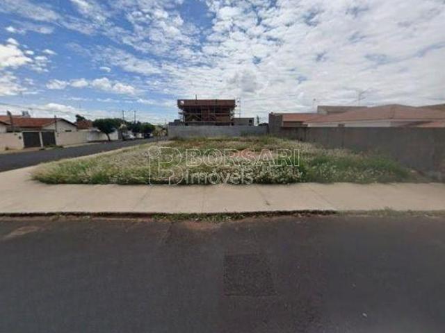 Terreno Padrão em Araraquara