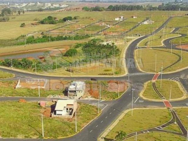 Terreno Padrão em Mirassol