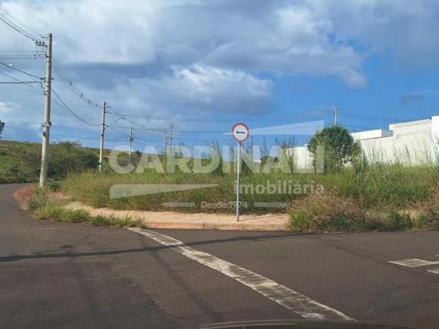 Terreno Padrão em São Carlos