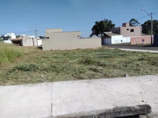 Terreno Padrão em São Carlos