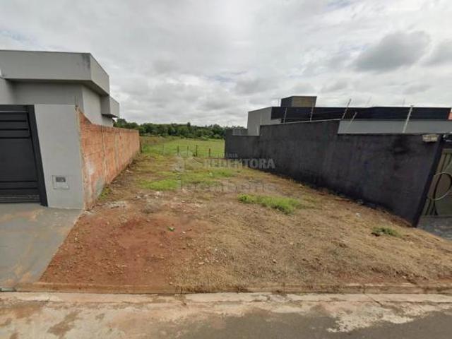 Terreno Padrão em São José do Rio Preto
