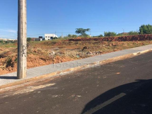 Terreno Padrão em São José do Rio Preto