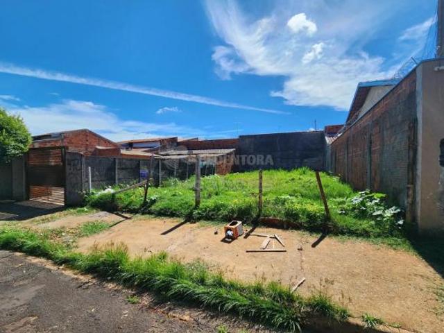 Terreno Padrão em São José do Rio Preto