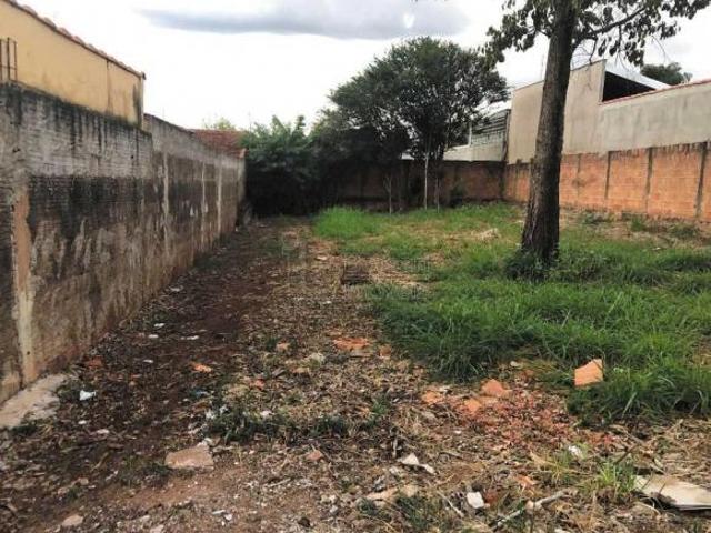 Terreno padrao a venda na Vila Yamada, Araraquara!