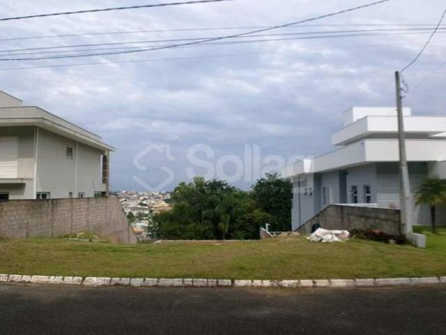Terreno para compra no condomínio Terras de Vinhedo em Vinhedo, interior de São Paulo