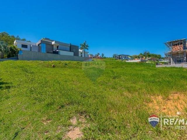 Terreno para conquista do sonho – Elegante, Seguro, Tranquilo, Completo!