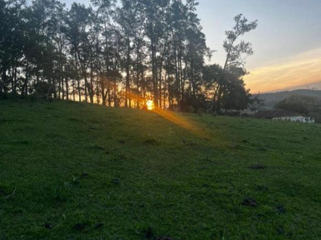 Terreno para chácara á 1 hora de São Paulo