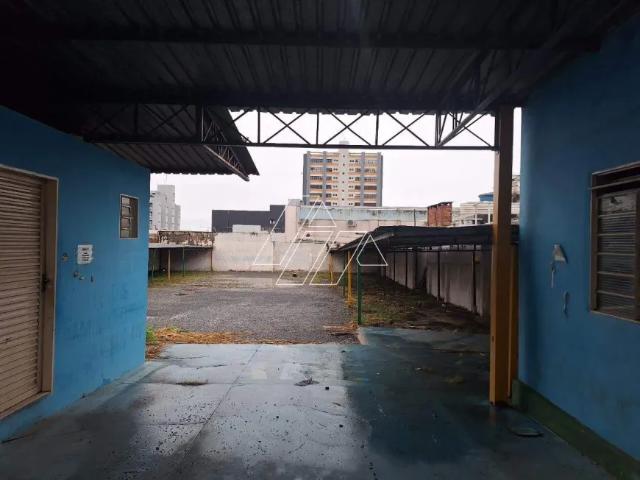 Terreno para alugar com 14 vagas no Centro – Marília/SP
