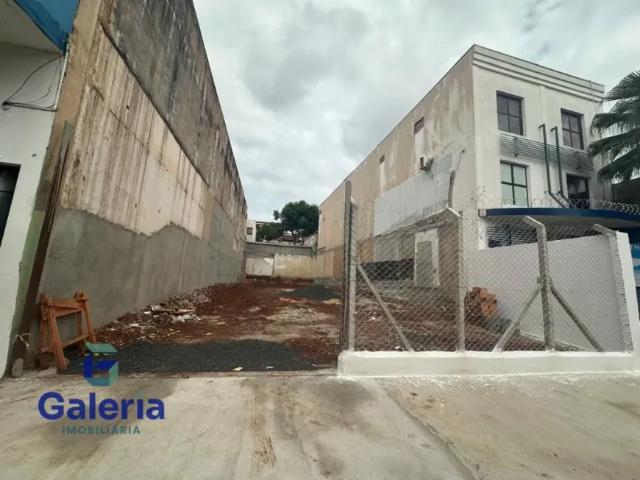 Terreno para alugar, 326m² Centro