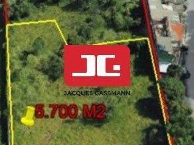 Terreno para aluguel em Dos Casa