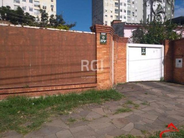 Terreno para Venda 58m², 2 dormitórios, 4 vagas Glória