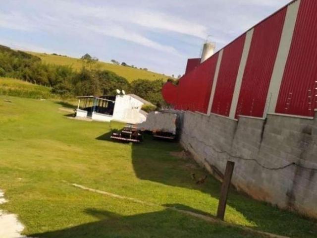 Terreno para venda e aluguel em Água Chata de 60500.00m²