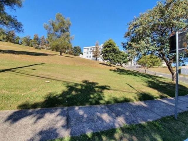 Terreno para venda e aluguel em Alphaville de 1018.00m²