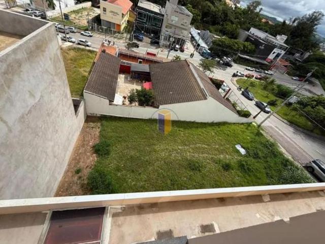 Terreno para venda e aluguel em Parque Campolim de 420.00m²