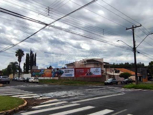 Terreno para venda e aluguel em Vila Harmonia de 402.00m²