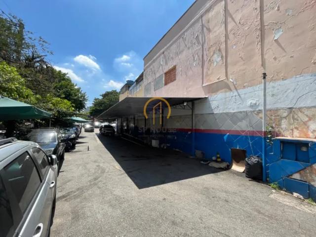 Terreno para venda e locação com 700m² na Avenida Morumbi