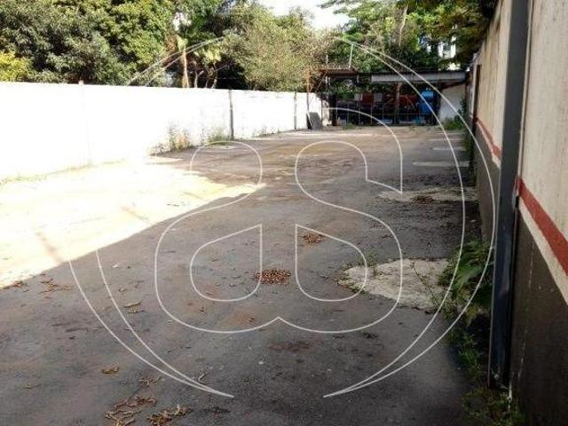 Terreno para venda e locação na Vila Olímpia Terreno: 425 m2, sendo 10 m frente x 42,5 fundos
