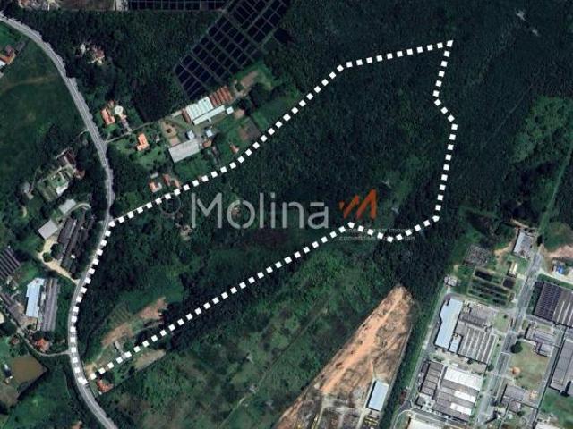 Terreno para venda em Cocuera de 114074.00m²