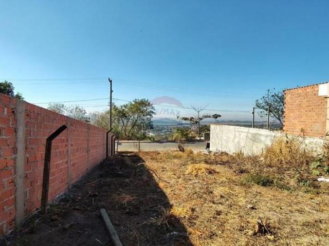 Terreno para venda em Colinas de São Pedro de 516.00m² com 2 Garagens