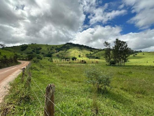 Terreno para Venda em Córrego do Bom Jesus, 1,5 KM DA CIDADE
