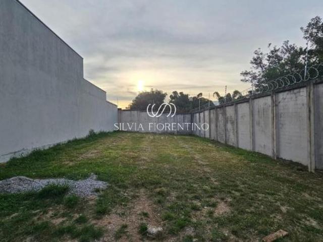 Terreno para venda em Caminho Novo de 250.00m²
