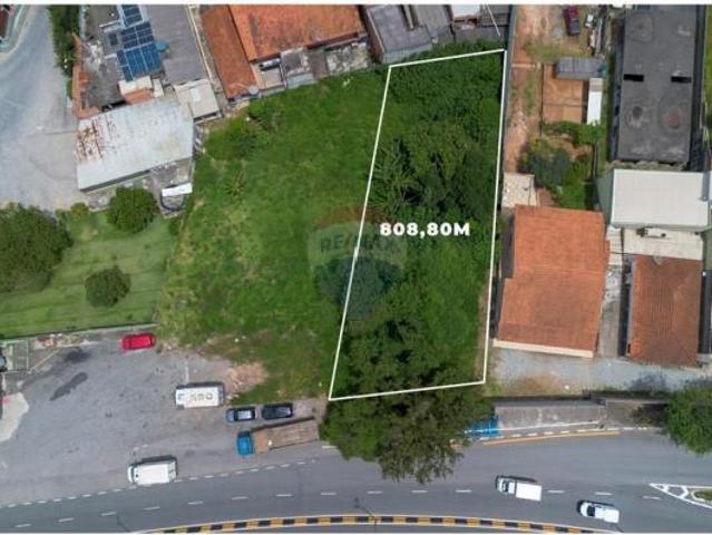 Terreno para venda em Campo Da Vila de 807.00m²