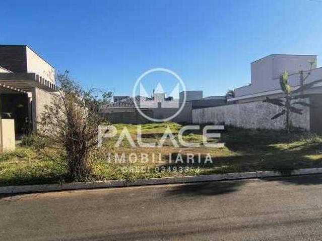 Terreno para venda em Campestre de 350.00m² com 1 Quarto, 1 Suite e 1 Garagem