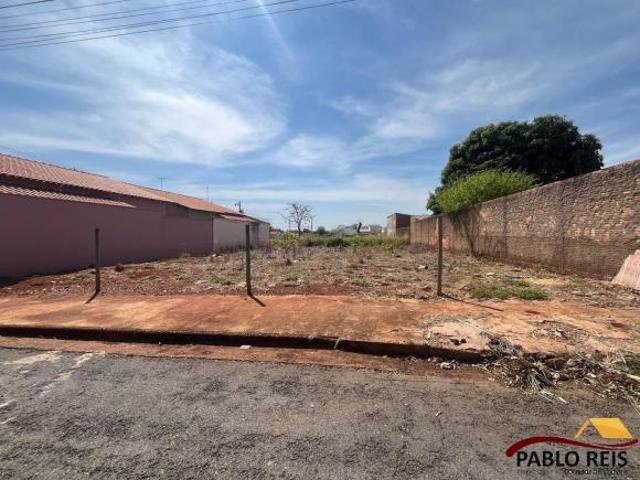 Terreno para venda em Centro, Monte Carmelo