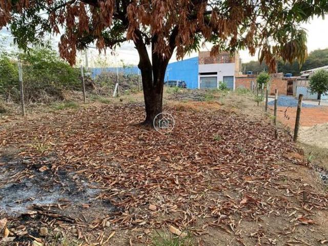Terreno para venda em Centro, Montes Claros