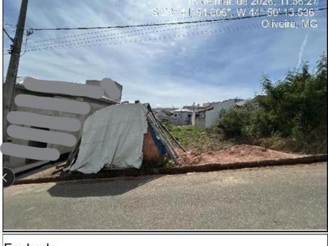 Terreno para venda em Centro, Oliveira